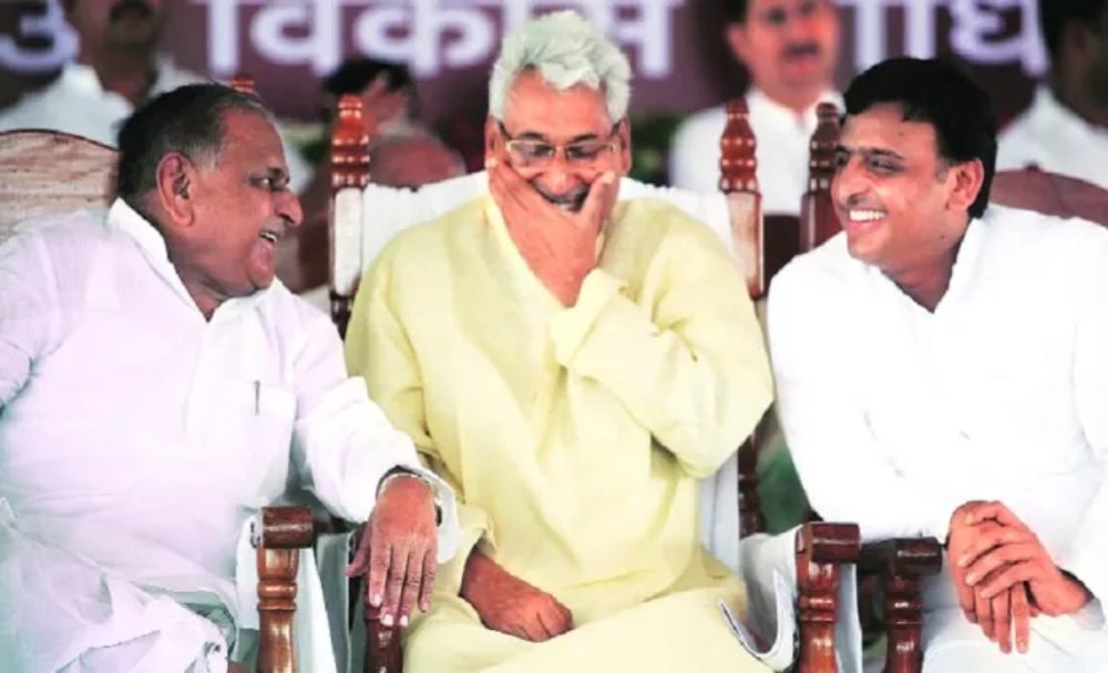 माता प्रसाद पांडे को बनाया गया यूपी विधानसभा का नेता प्रतिपक्ष, सपा प्रमुख ने लगाई मुहर ...